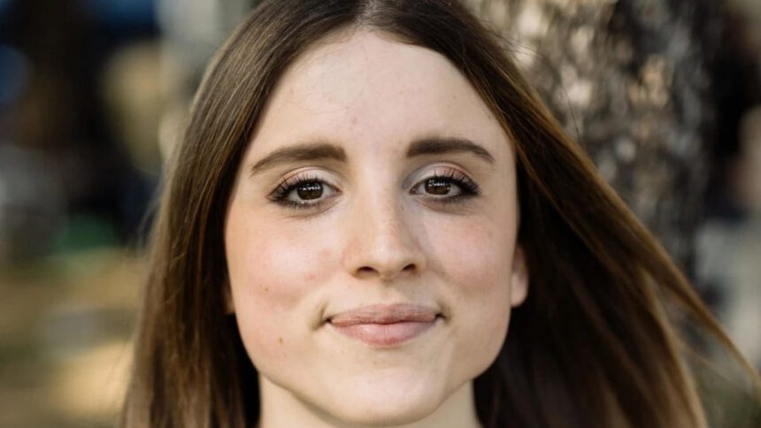 Chi è Angelina Mango, nuova allieva di amici e figlia d'arte