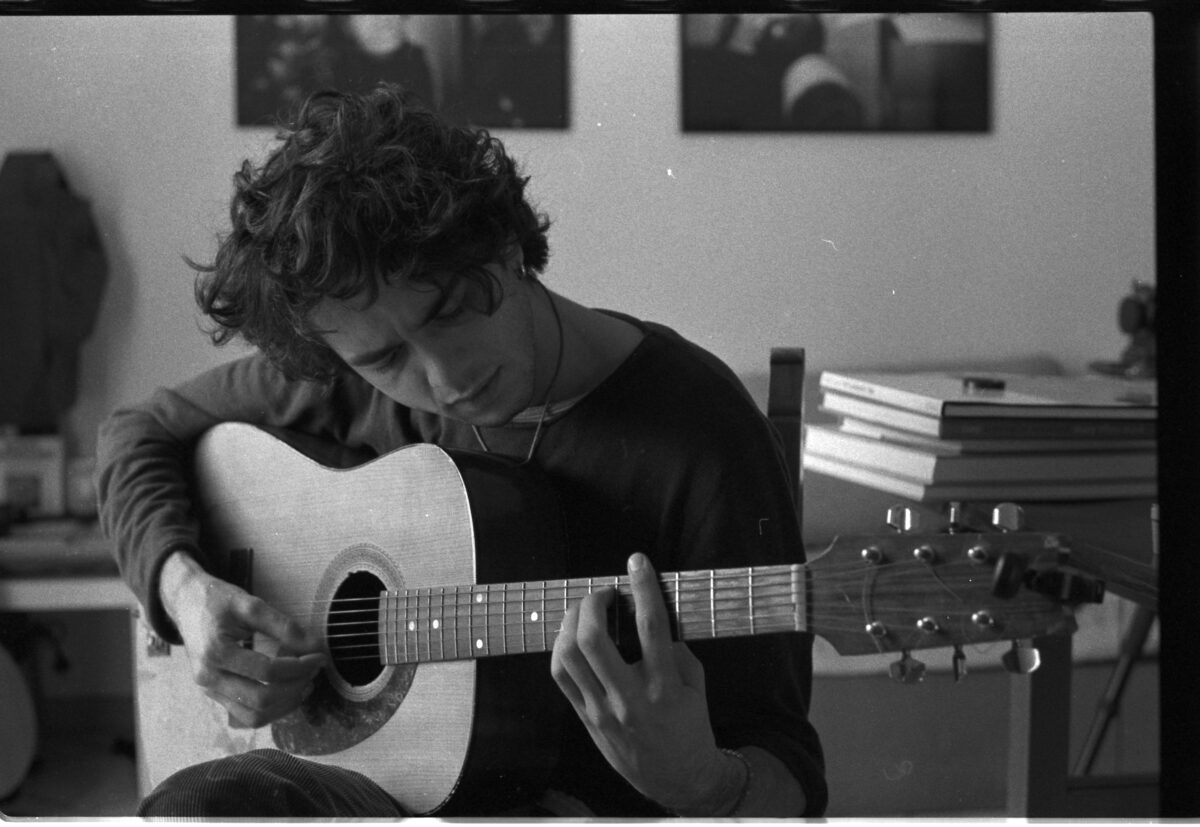 L'amica geniale, Nino Sarratore e quel tormento del femminile