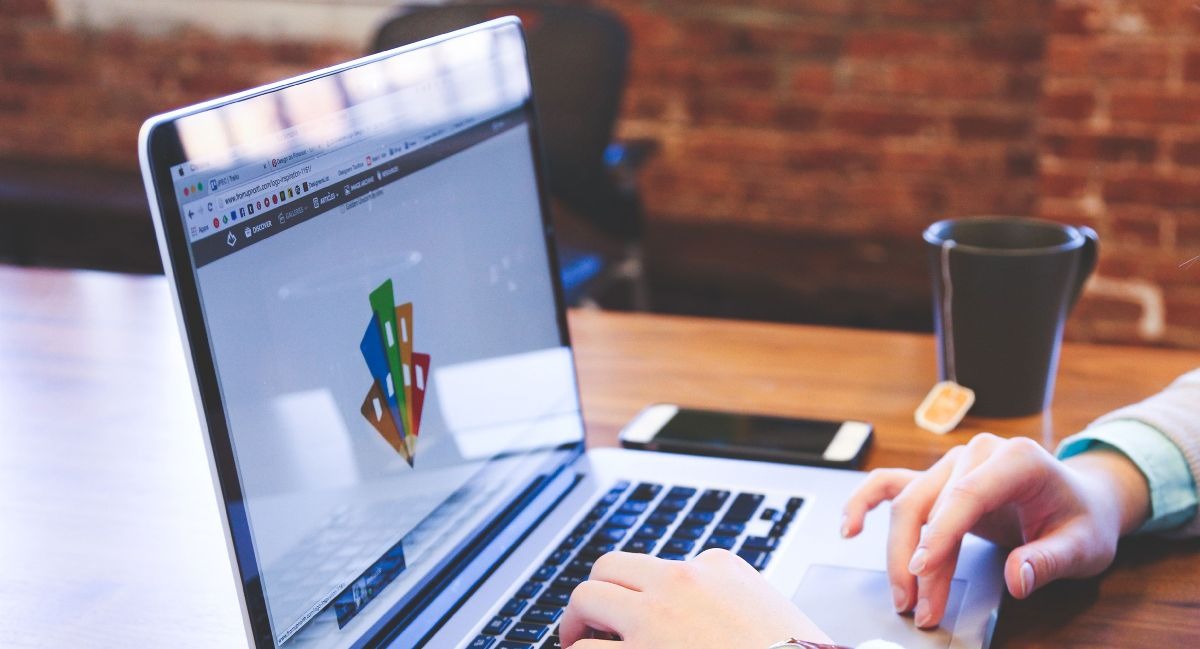 Come creare un sito web aziendale di successo