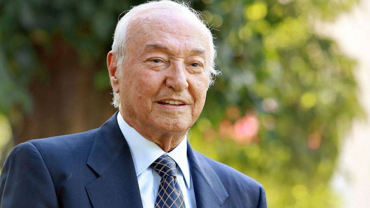 Addio a Piero Angela, il celebre divulgatore scientifico Addio a Piero Angela, il celebre divulgatore scientifico