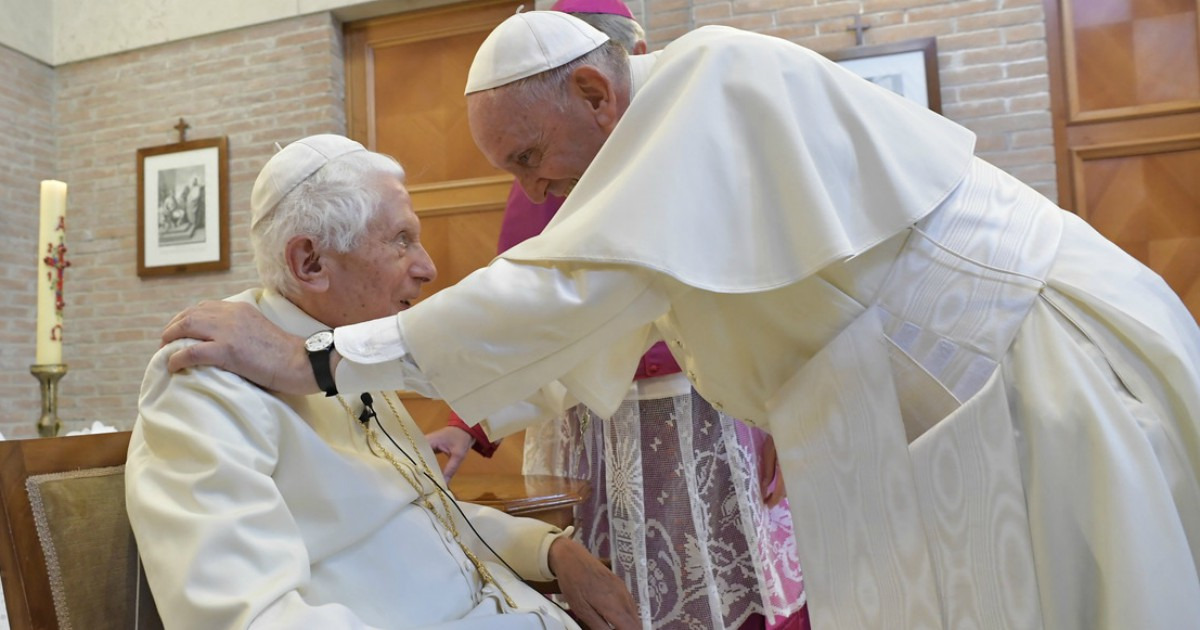 Papa Francesco su Benedetto XVI: Papa Francesco su Benedetto XVI: